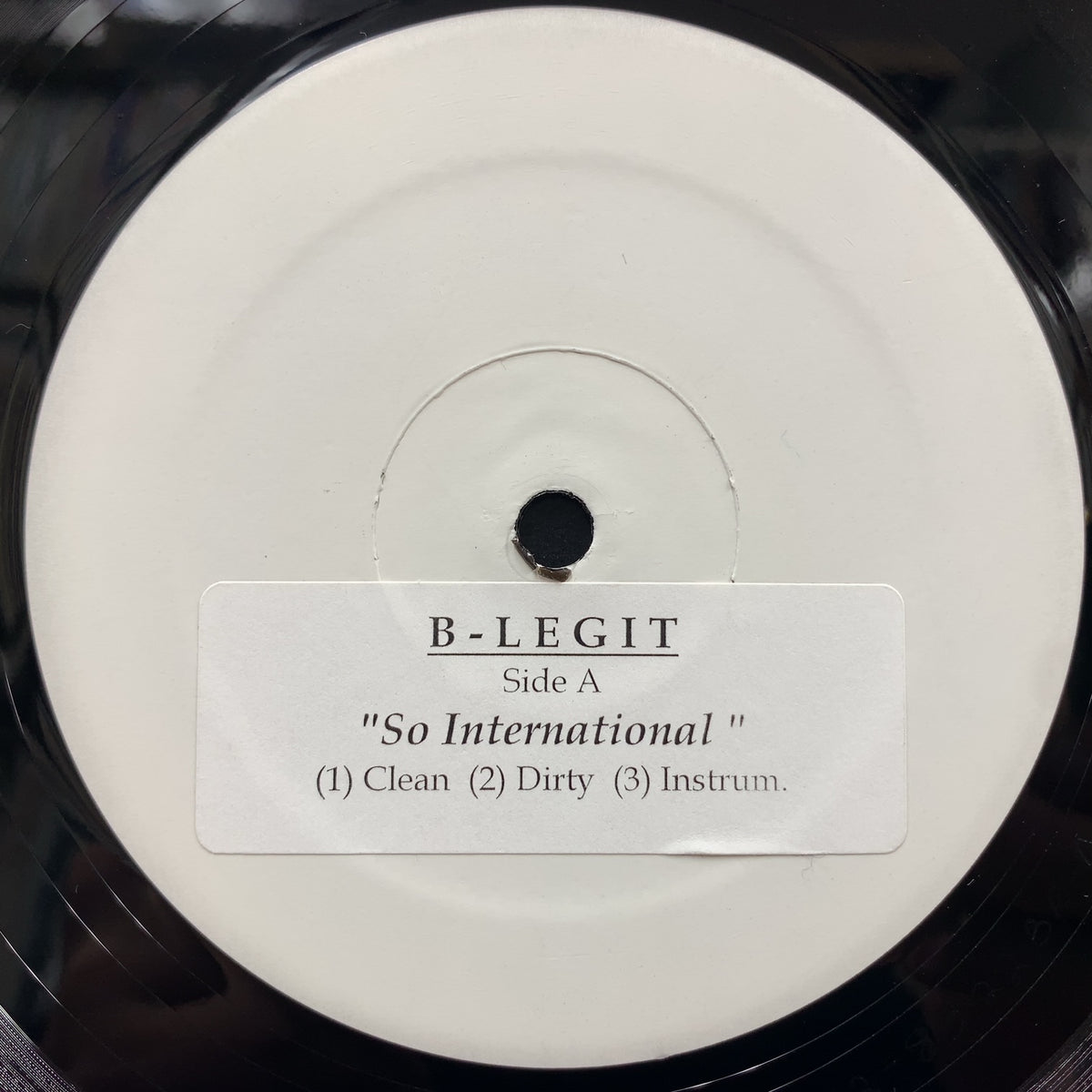 B-LEGIT / So International – TICRO MARKET