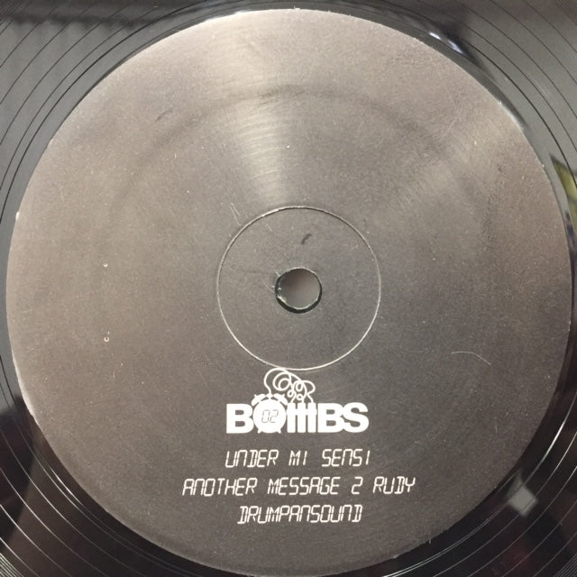 FK1000 / BOMBS EP 02 – TICRO MARKET